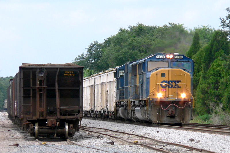 CSX 4698